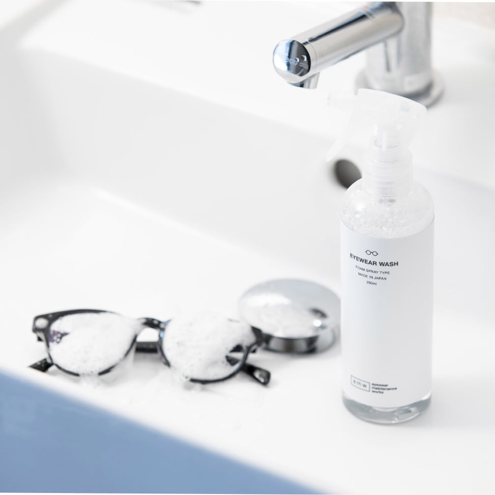 【プロ直伝】メガネの手入れ・クリーニングの正解は？寿命を延ばす簡単3ステップとNG行動 - VDS BIRDS EYE